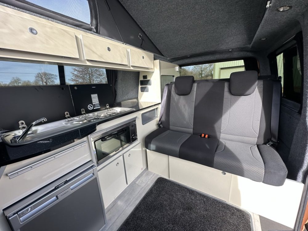 USED VW CAMPERVAN (SWB) Redline Sport Copper Bronze 150bhp (2020 ...